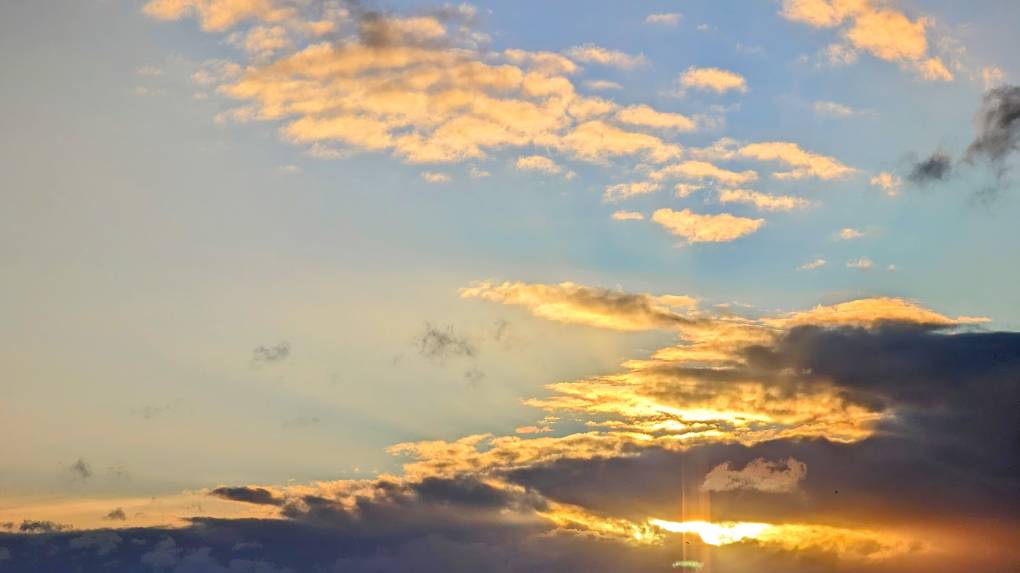 Storm Nelson brings strong winds to the south